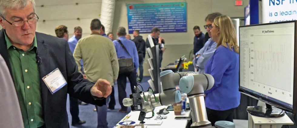 A Light Bulb Moment for Lights-Out Manufacturing | New Scale Robotics